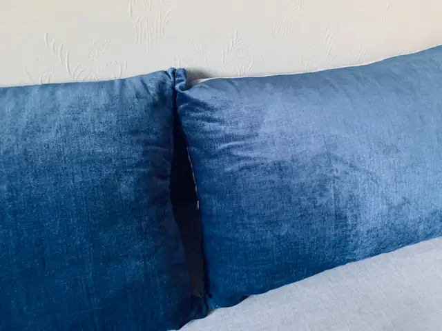 Salon marocain moderne en excellent état – 1300 $ | Couches & Futons ...