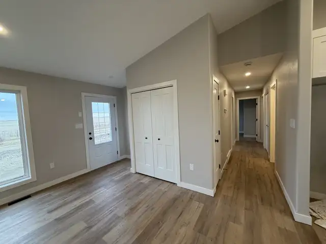 Lake House For Sale By Owner | Houses for Sale | Regina | Free local classifieds - Kijiji