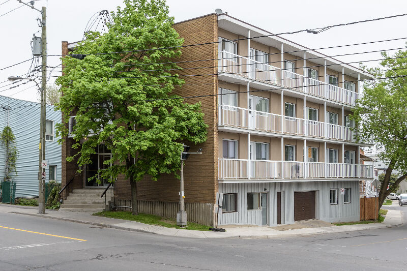 Fully furnished apts, close to vendome metro,wifi,monthly | Locations ...