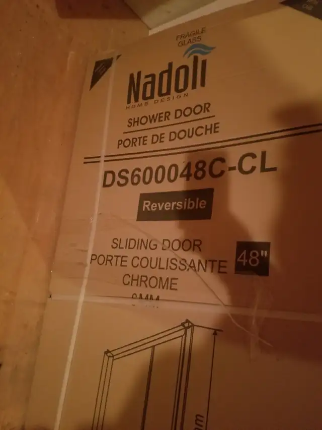 Porte coulissante 48 pouces et panneau de douche 36 pouces | Plumbing ...