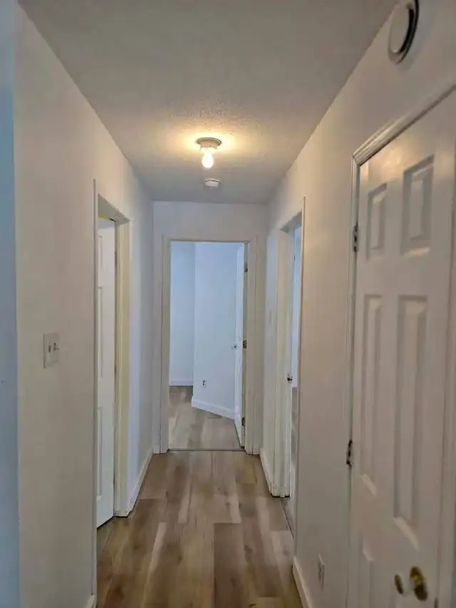 Aylmer, Newly Reno 2-BR in Triplex, Private Entrance & 2 Parking | Long ...