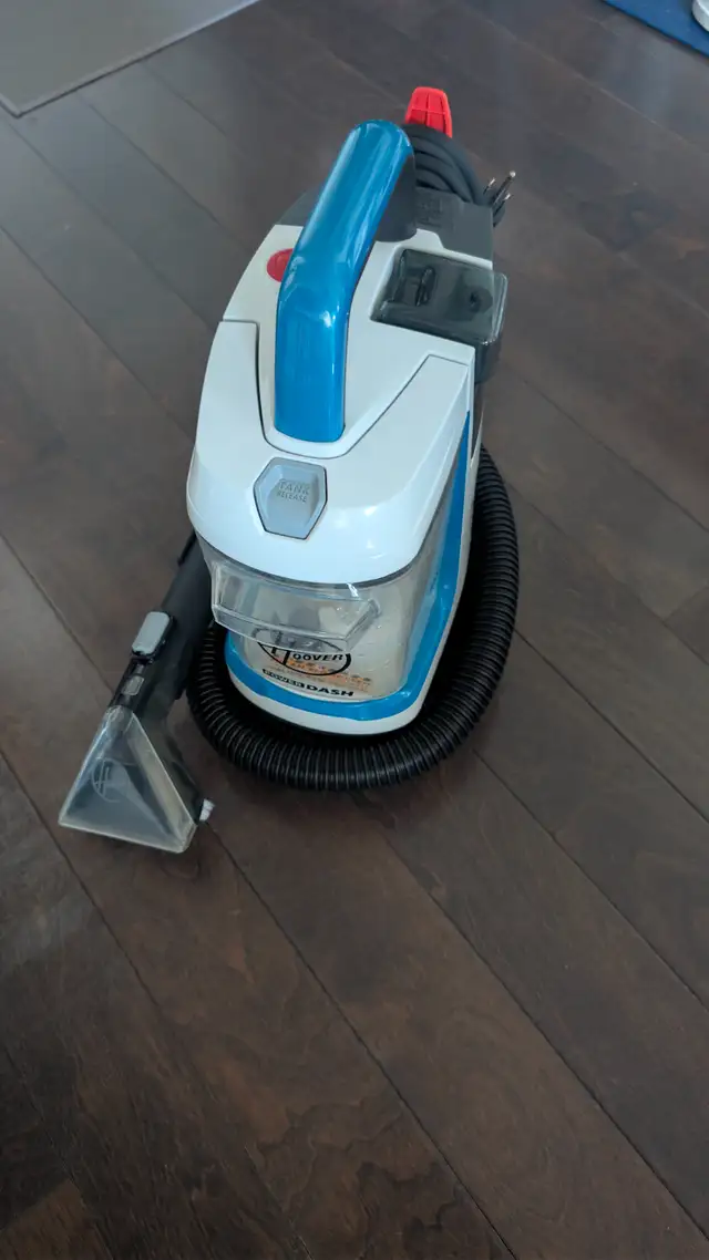 Hoover PowerDash GO Pet + Portable Carpet and Upholstery Cleaner ...
