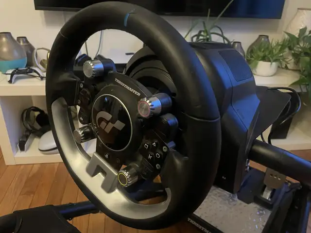 Thrustmaster T-GT sim racing wheel with load cell pedal set | PC Games ...