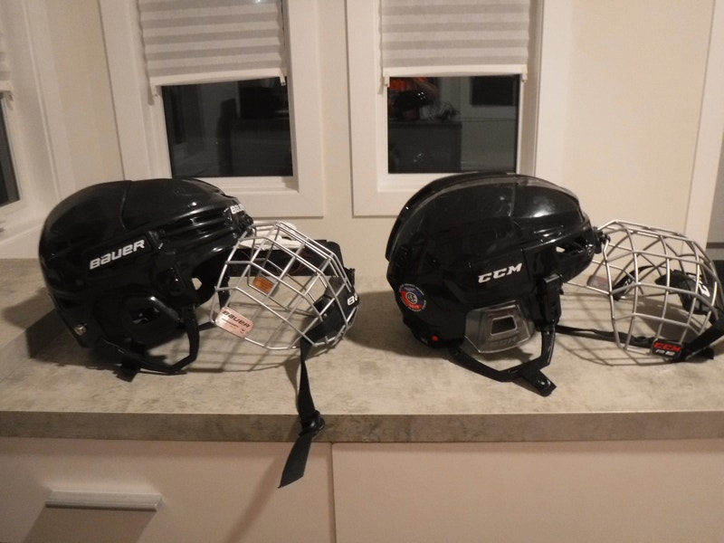 CCM & BAUER Hockey Helmets Youth/Jr | Hockey | Mississauga / Peel ...