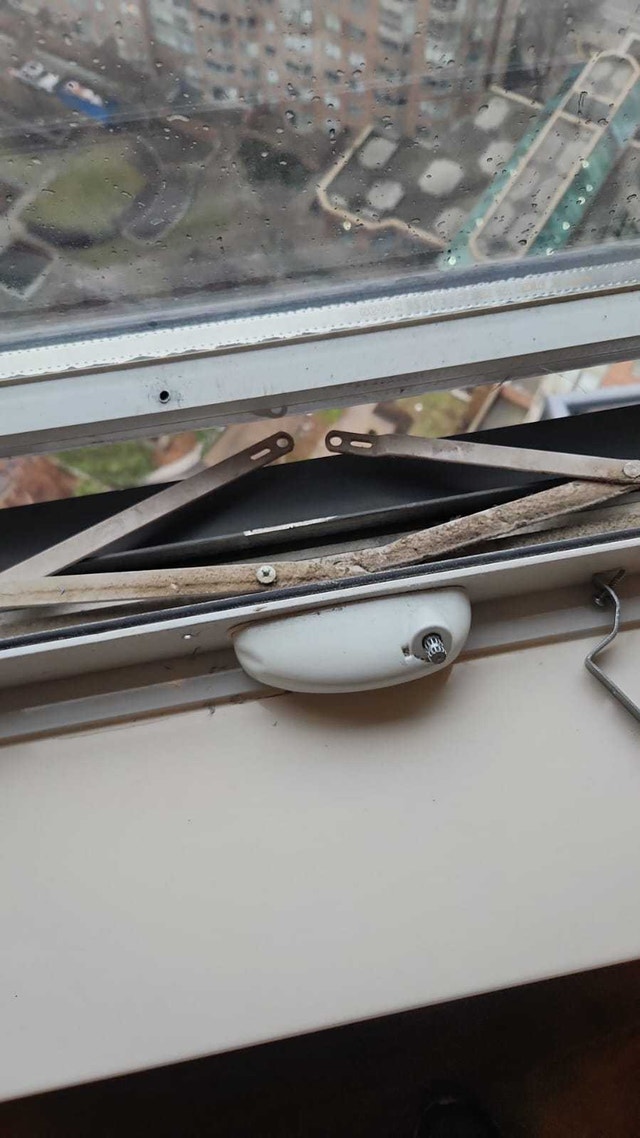 Window Door Screen Mesh Locks Replacement | Windows, Doors & Trim ...