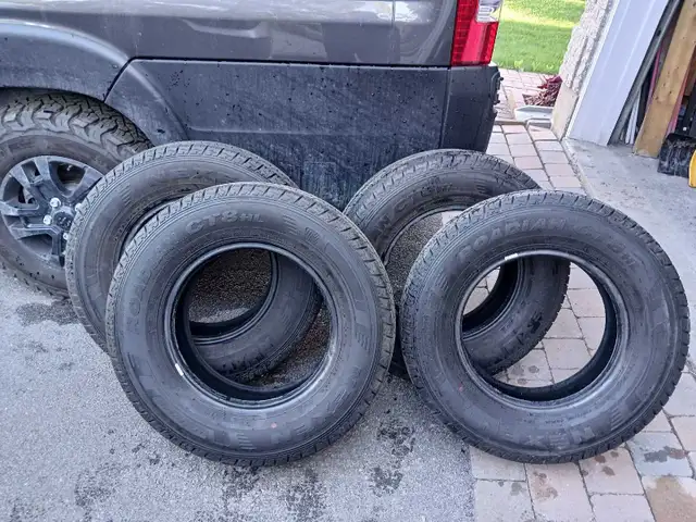 Pneus neufs LT225/75R16 | Tires & Rims | Gatineau | Free local ...