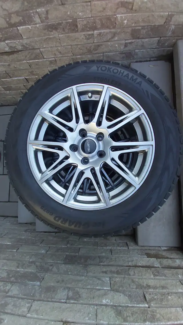 SUBARU winter tire set with rims | Tires & Rims | Longueuil / South ...