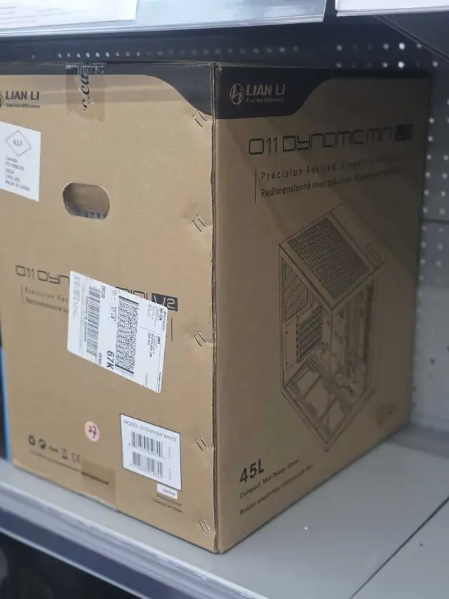 LIAN LI O11D MINI V2 Compact ATX Mid-Tower Airflow Computer Case ...