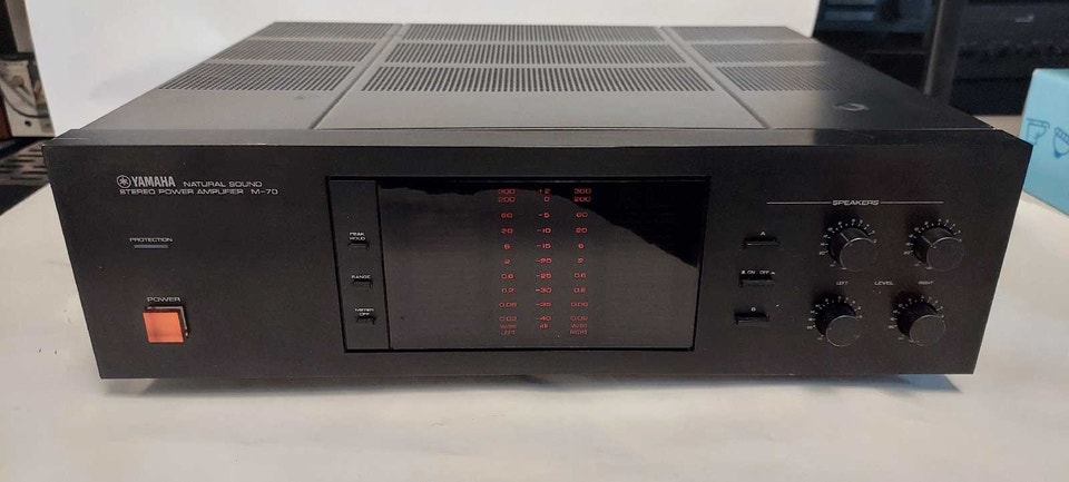 Yamaha M-70 Natural Sound Stereo Power Amplifier | Stereo Systems ...