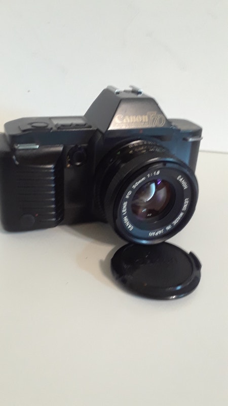 Canon T70 Film Camera (CLA) | Cameras & Camcorders | Gatineau | Kijiji