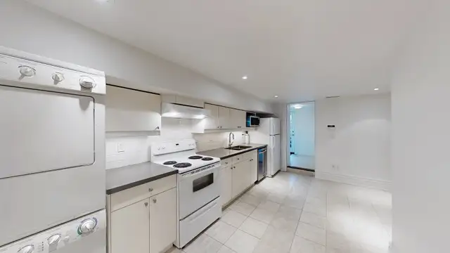 $1800 / 1br - basement - Trinity Bellwoods Park (Queen West and | Long ...