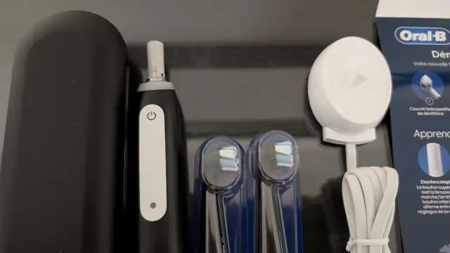 Oral-B iO Series Professional Clean Electric Toothbrush set-New ...