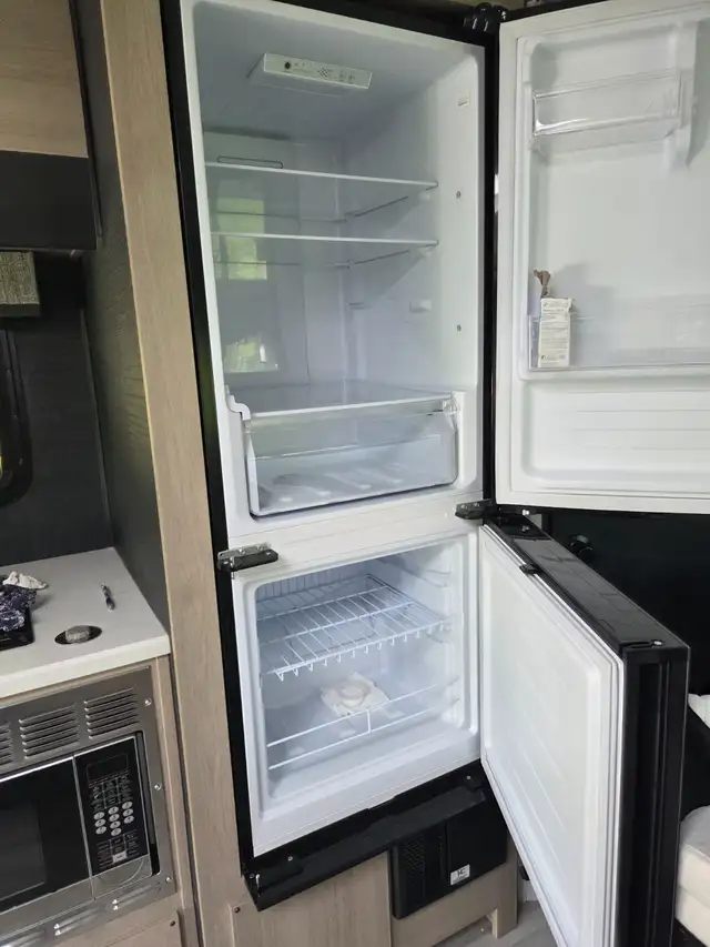 2024 Forest River 2401B / Mercedes Benz 3500 | Classic Cars | Hamilton ...