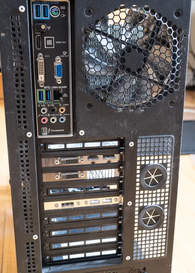 Fully loaded desktop PCIntel Core i7-3770K, Gen. 3, | Desktop Computers ...
