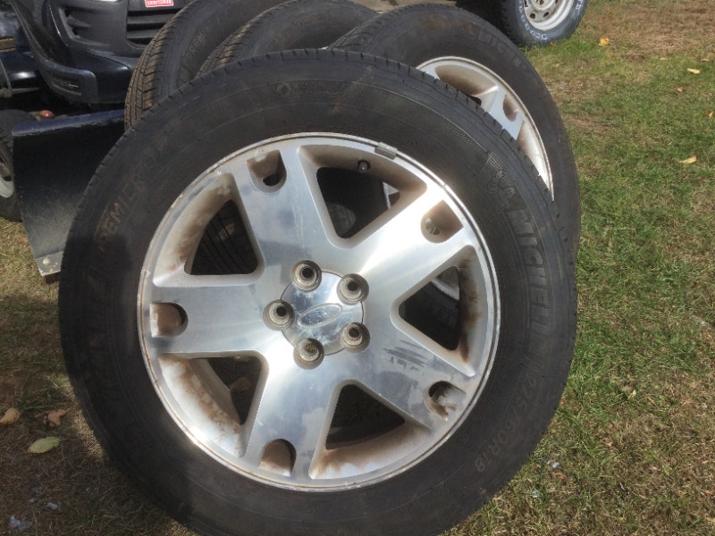 225/60r/18 tires | Tires & Rims | Renfrew | Free local classifieds - Kijiji