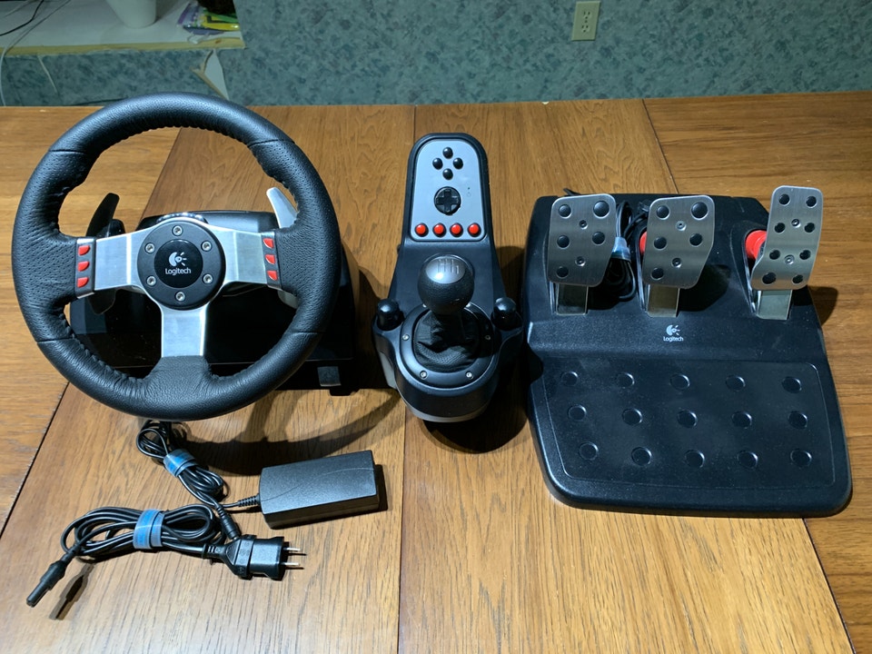 Logitech G27 Racing wheel, pedals and shifter. Works great! | PC Games ...