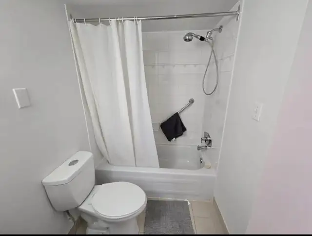 Studio meublé - Tout inclus - 3 min Métro joliette - 990$ | Long Term ...