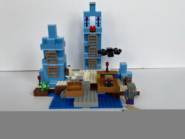 Lego set 21131 The Ice Spikes – 451 Pcs – 2 Minifigs - Minecraft | Toys ...