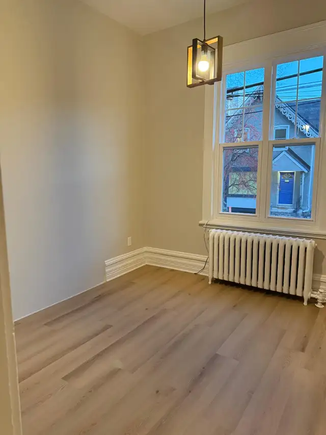 One bedroom plus den available immediately! | Long Term Rentals ...