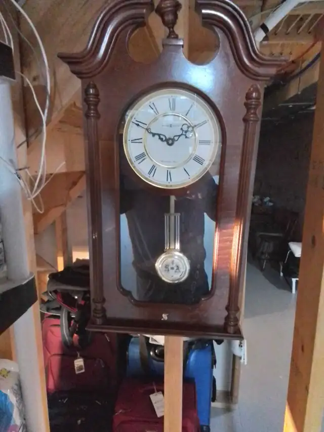 Howard Miller Pendulum Clock | Home Décor & Accents | Oakville / Halton ...