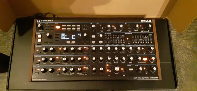 Novation - PEAK - 8-voice desktop polyphonic synthesizer NEW IN ...