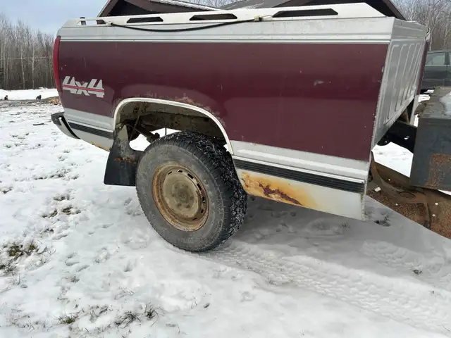 Heavy-Built Utility Trailer — Pickup Truck Box | Cargo & Utility ...