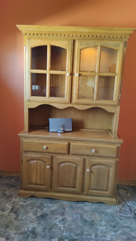 Oak Buffet and Hutch Cabinet | Hutches & Display Cabinets | Hamilton ...