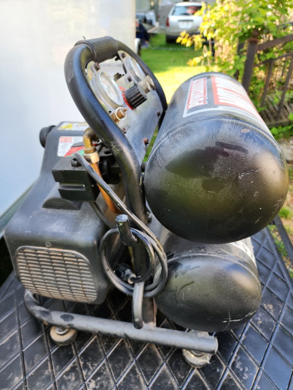 Powerbuilt Hot Rod Series 5 Gallon 3 HP Dual Tank Air Compressor ...
