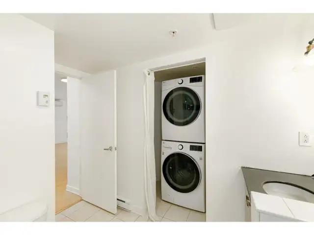 Condo 1 chambre – Rénové, près de REM, 11e étage, promo 1er mois | Long ...
