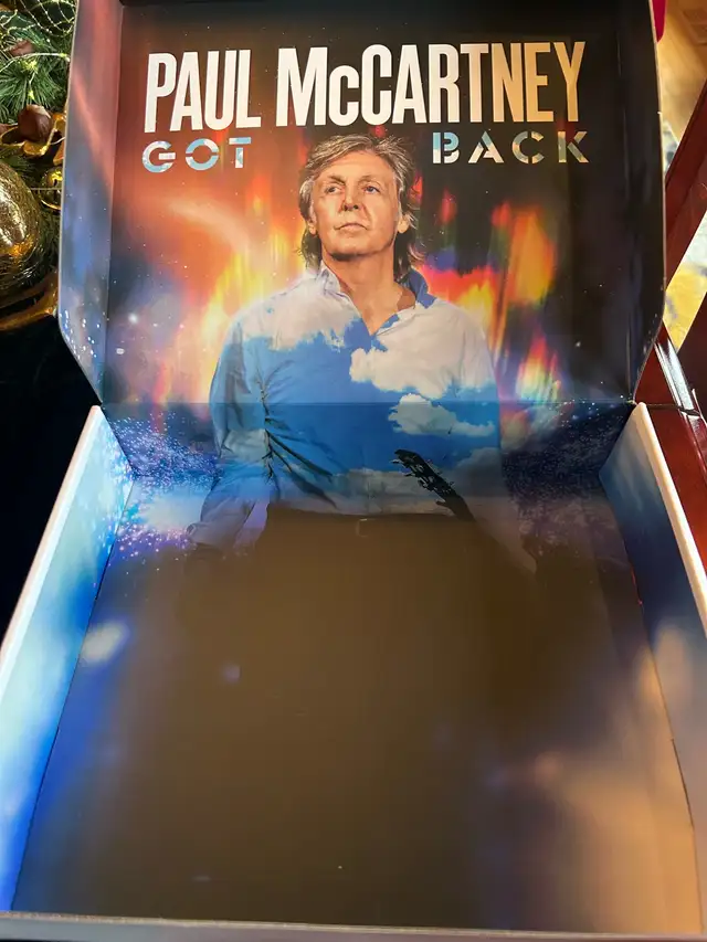 Paul McCartney VIP Ruby box set Got Back tour | Arts & Collectibles | City of Montréal | Free ...