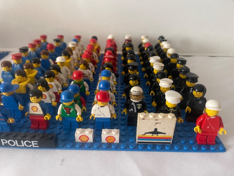 LEGO, LEGOS, FIGURES, FIGURINES, PEOPLE, VINTAGE LEGO | Jouets et jeux ...
