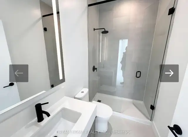 2 BED+DEN 2 BATH AT YONGE-COLLEGE| $2500 | Long Term Rentals | City of ...