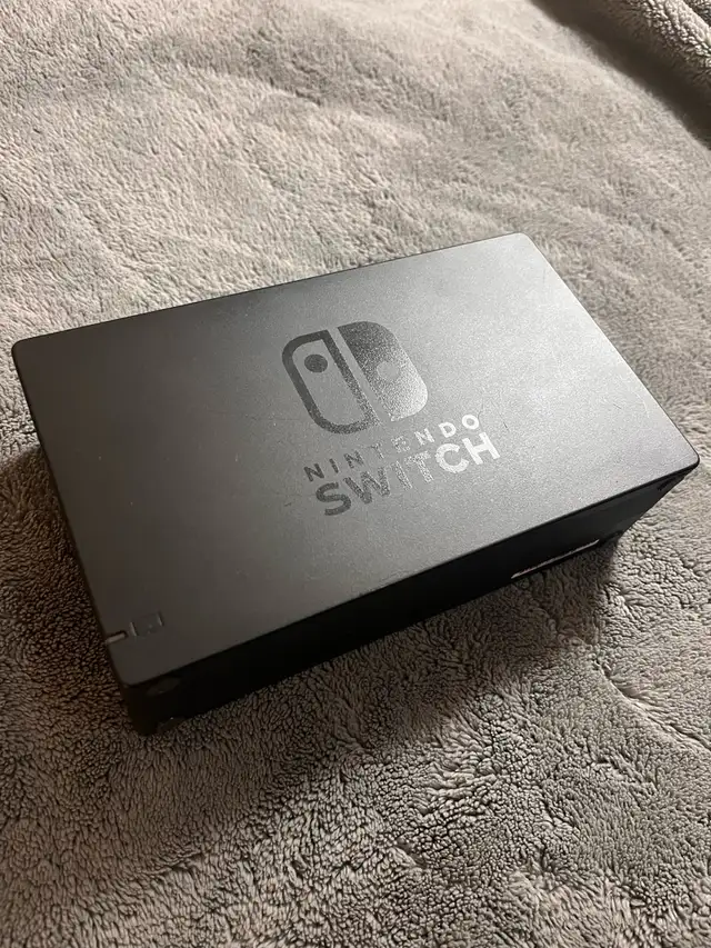 Nintendo Switch V1 Console Bundle – Dock, Joy-Cons, Accessories ...