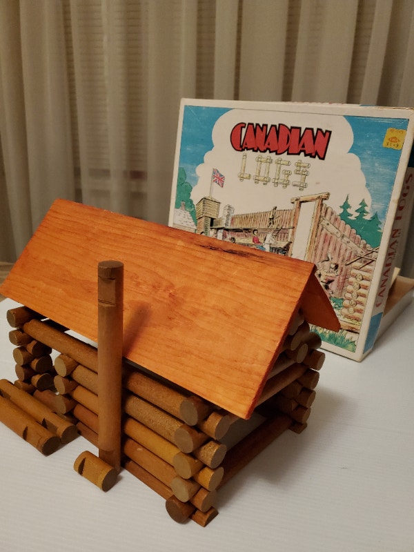 ** CANADIAN LOGS TOY - LINCOLN BUILDING ROYAL NOVA SCOTIA ~ 50s | Arts ...