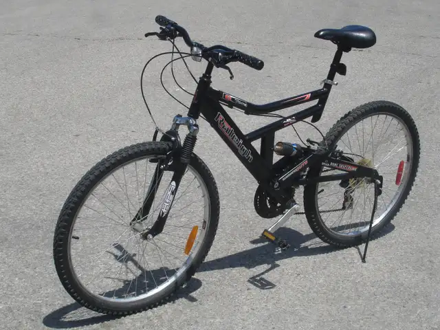 ALL ALUMINUM ADULT 26" RALEIGH TORA 21 SPD WITH DUAL SUSPENSION ...