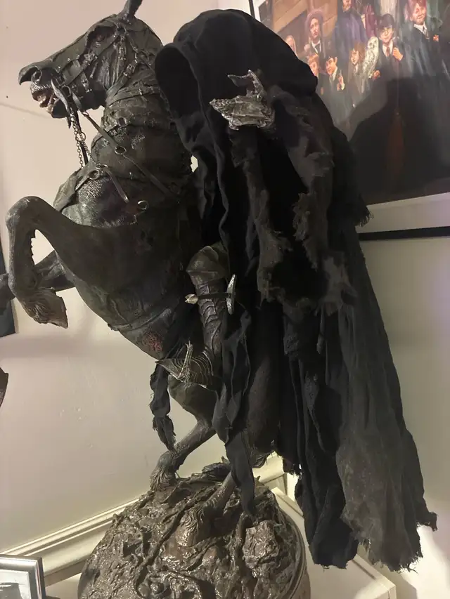 Lord of the Rings Sideshow Collectibles Dark Rider of Mordor | Arts ...