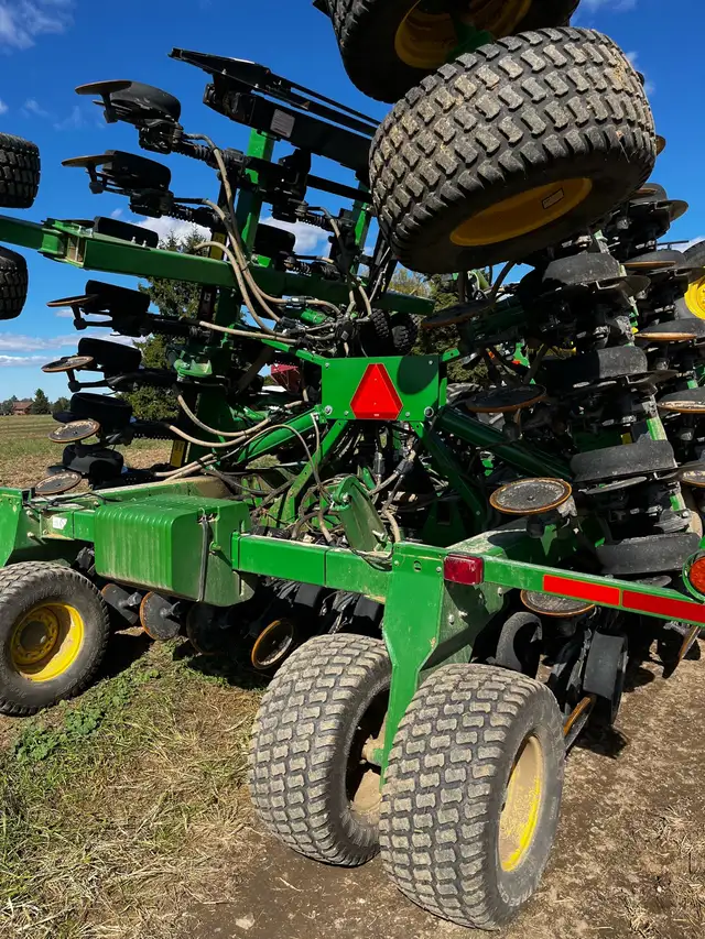 John Deere 1910-1890 Air Drill | Farming Equipment | Hamilton | Free ...