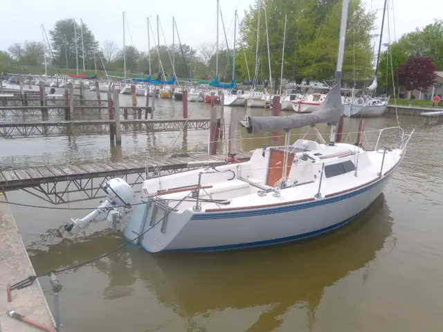 1981 Goman Express 20 and/or outboard motor | Sailboats | Leamington ...