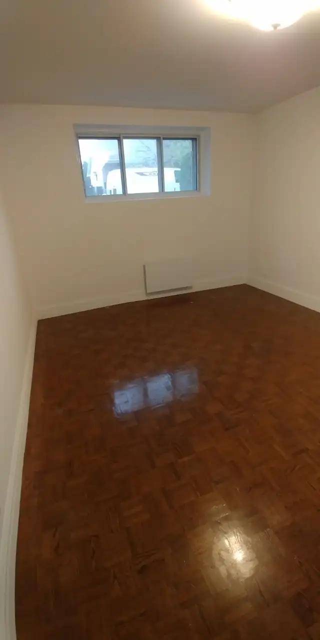 Beau et grand 5 1/2 dans rivière des prairies, 1400$ | Long Term ...