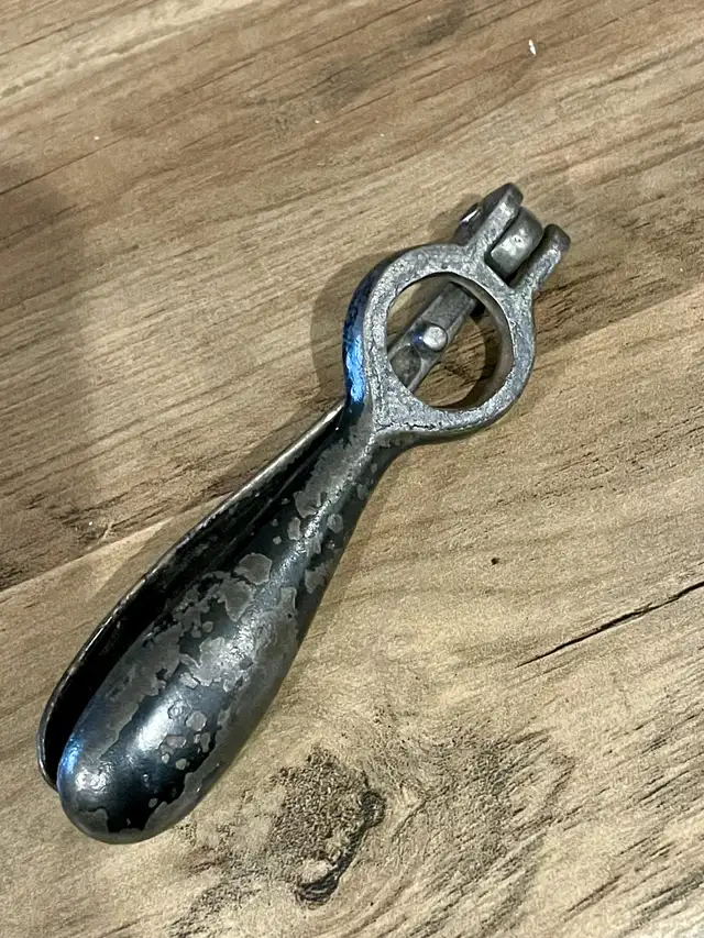 Antique 12 Gauge Shotgun Shell Primer Seater and Reloader Tool | Hand ...