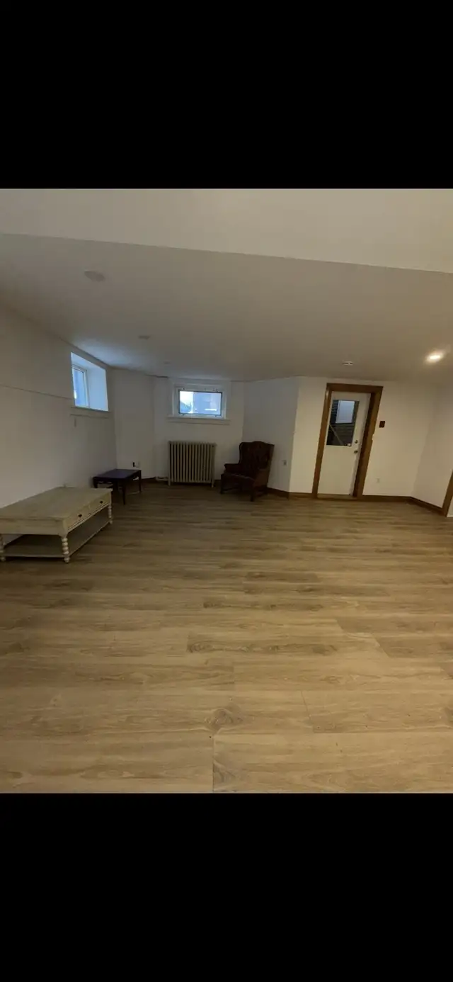 High Park Blvd-Roncesvalles Beautiful Bright Spacious 1Bdrm | Long Term ...