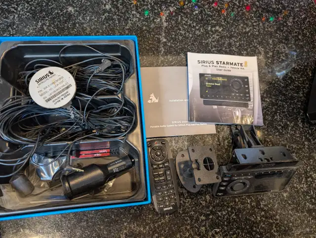Sirius Starmate 8 Plug & Play Radio with Vehicle Kit - all acces ...