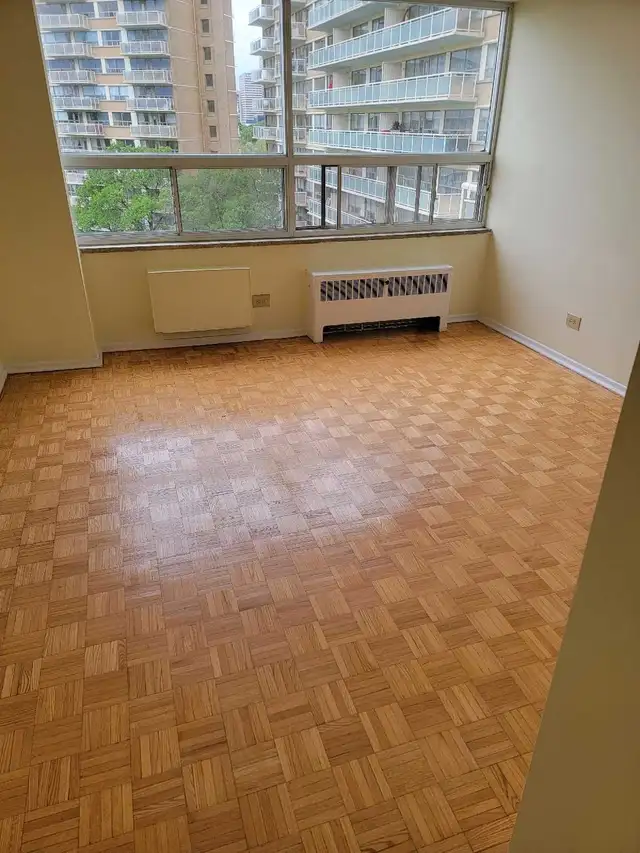 One bed is available in a two-bed apartment | Room Rentals & Roommates ...