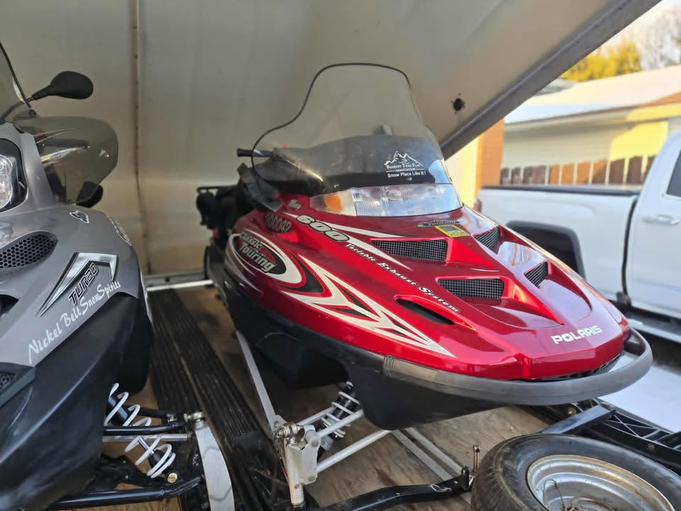 2002 Polaris 600 classic touring - must sell | Snowmobiles | Sudbury ...