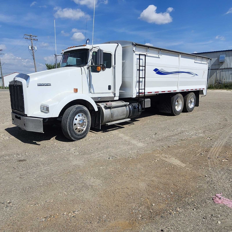 2018 T800 Grain truck | Farming Equipment | Saskatoon | Free local classifieds - Kijiji
