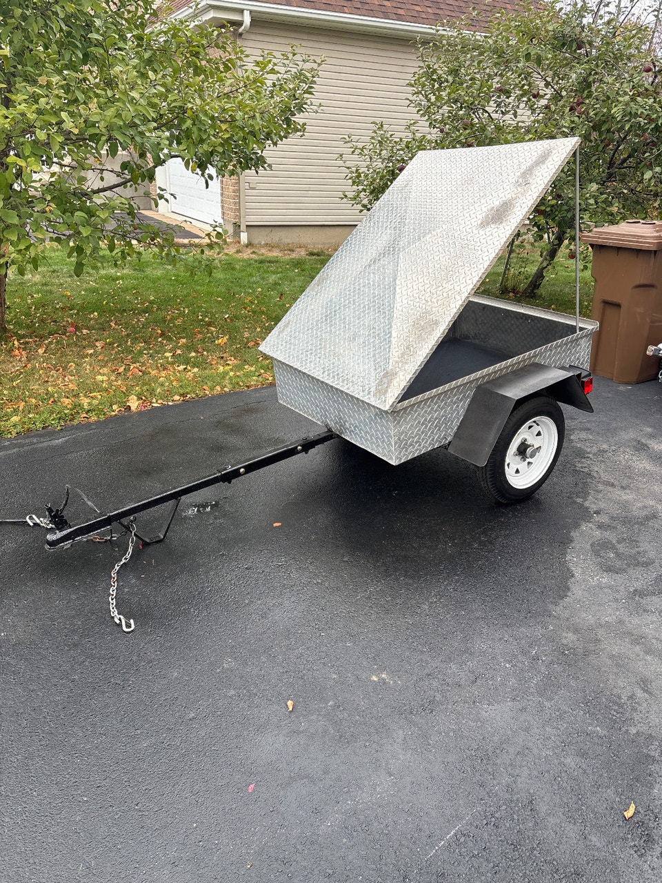 ON HOLD Small trailer with endless possibility / petite remorque ...