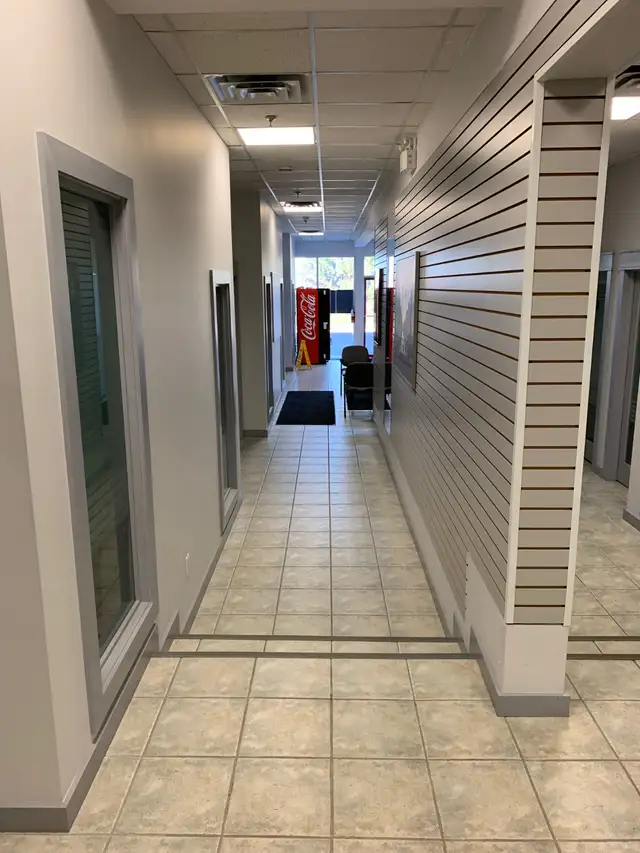 $790 / 120ft² - OFFICE SPACES (STEELES & WESTON RD) | Commercial ...