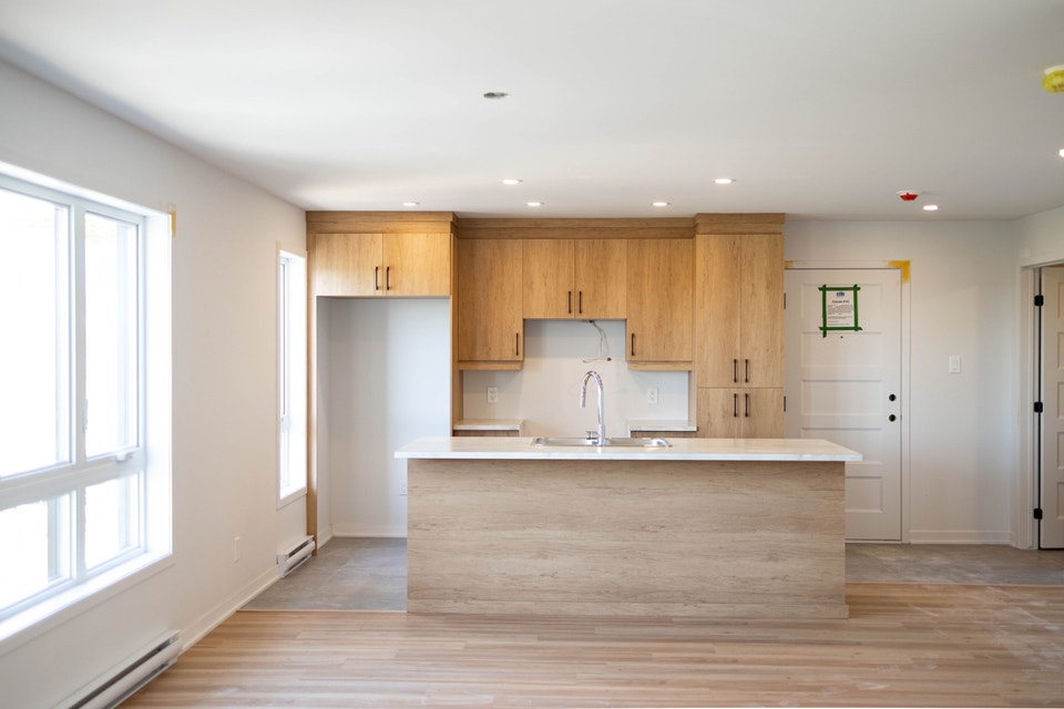 HUNTINGDON, août 2025 GRATUIT!! | Long Term Rentals | West Island ...