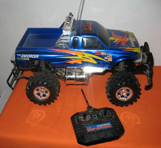 Radio Shack RC 4X4 The Enforcer Vintage Battery Operated Toy | Arts ...