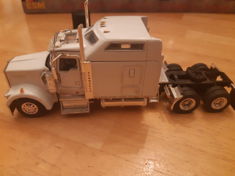 Tonkin Precision Replicas Die cast 1:53 Kenworth W900 | Arts ...